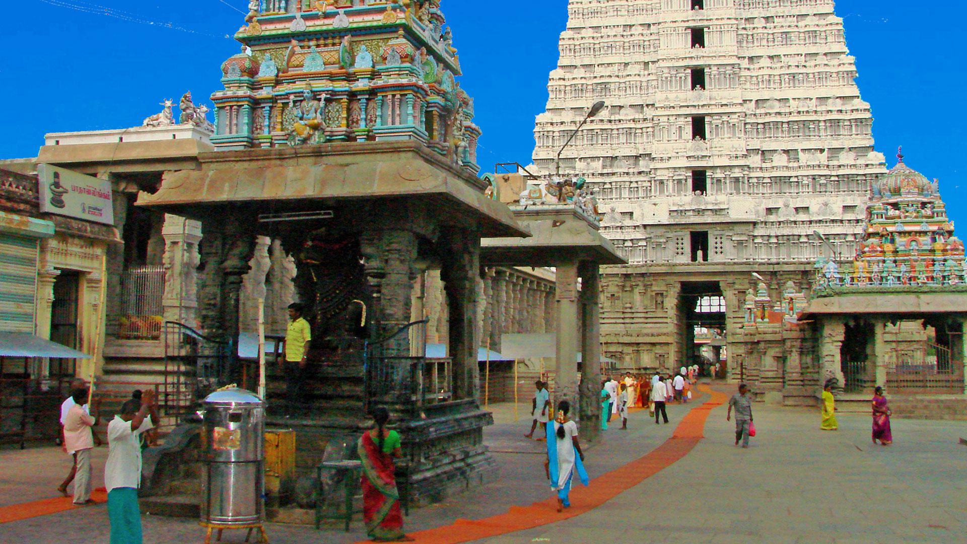 The Fire Temple of Thiruvannamalai - Luxe Beat Magazine