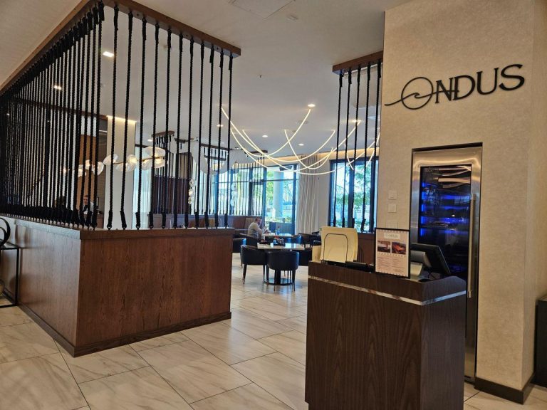 AC Hotel Waterfront Vancouver on the Columbia River - Luxe Beat Magazine
