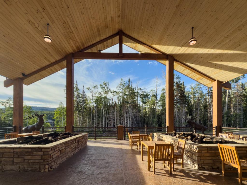 WorldSprings: A Premier Utah Soaking Destination - Luxe Beat Magazine