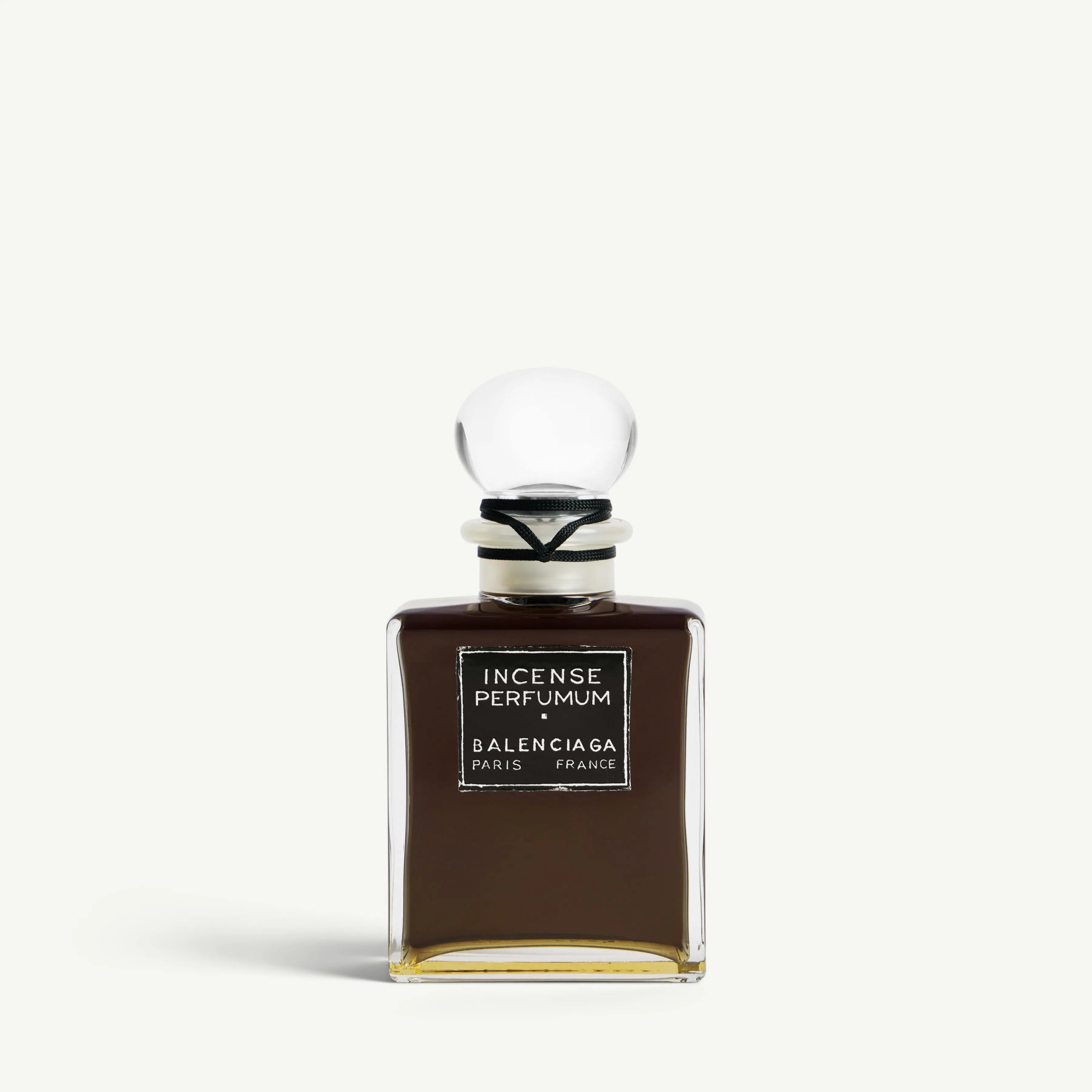 New Balenciaga Perfumes After Almost 80 Years - Luxe Beat Magazine